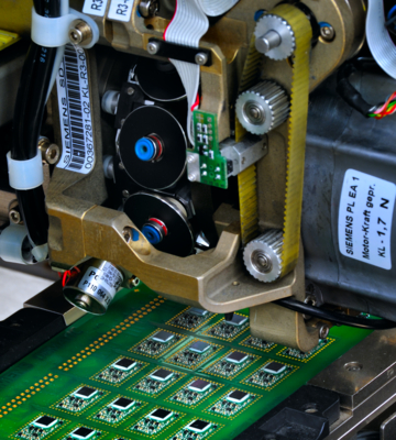 Assemblage de PCB | Adhesives manufacturing company