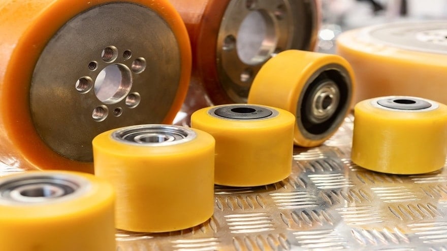 Polyurethane Bonding Adhesives: Industrial One-Coat Solutions | Cilbond